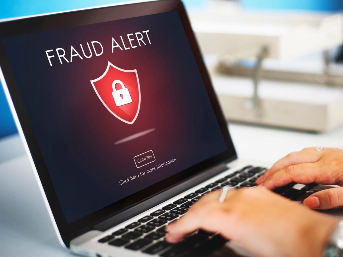 Poliția avertizează asupra principalelor fraude online din Moldova ...